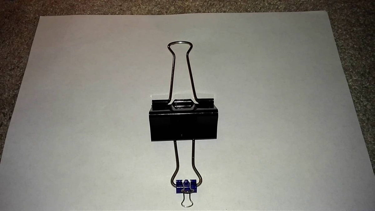 this phone stand is made with paper clips .. – Pingovox